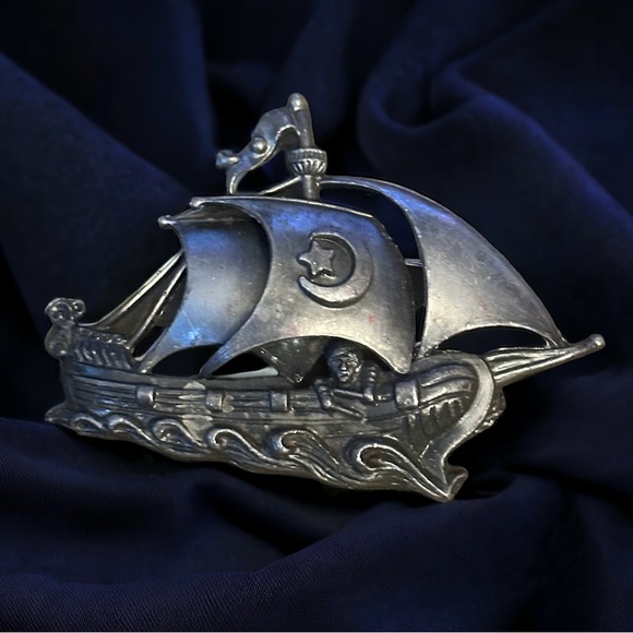 Vintage | Jewelry | Vintage Sailing Ship Brooch | Poshmark